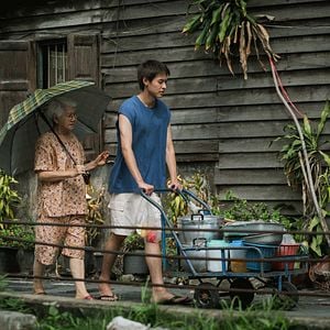 Comment devenir riche (grâce à sa grand-mère) - Film 2024 - AlloCiné