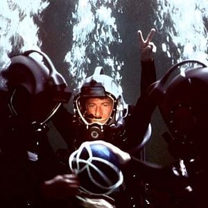 Sphere - film 1998 - AlloCiné