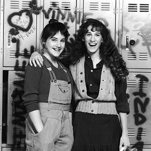 Amy Linker - AlloCiné