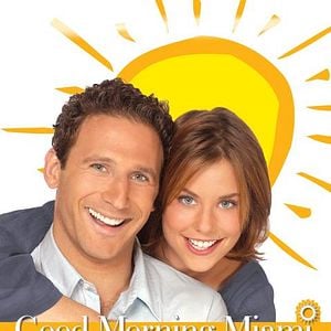 Photos et affiches de la série Good Morning Miami - AlloCiné