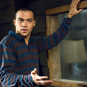 La Cabane dans les bois avec Jesse Williams - Film 2011 - AlloCiné