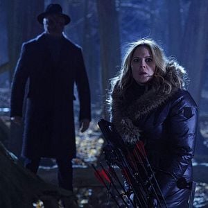 Falling Water - Série TV 2016 - AlloCiné