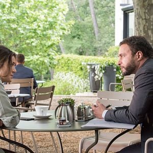 Les Ombres Rouges Saison 1 - AlloCiné