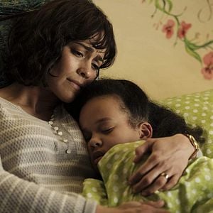 Somewhere Between - Série TV 2017 - AlloCiné