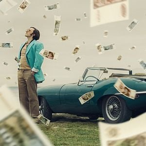 Comment je suis tombée amoureuse d'un gangster - Film 2021 - AlloCiné