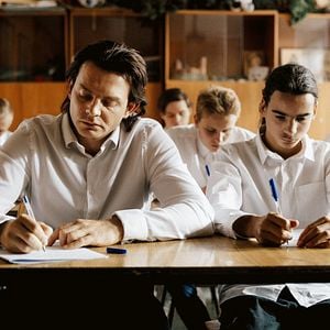 Niewidzialna Wojna - Film 2022 - AlloCiné