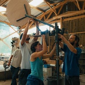 Low-Tech - Film documentaire 2023 - AlloCiné