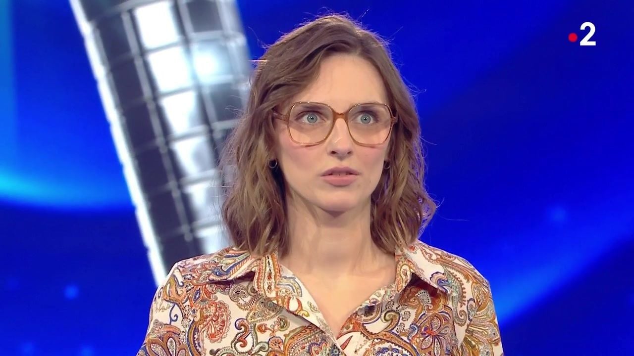 N’oubliez pas les paroles : qui est Julie, la nouvelle Maestro qui a éliminé Sophie ? - TV ACTU ...