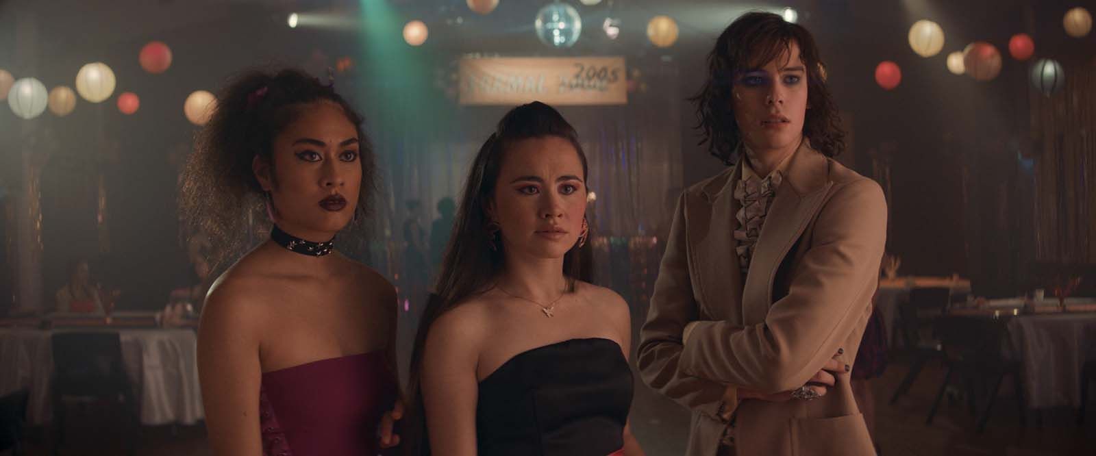 n00b : Photo Shervonne Grierson, Jackson Cook, Felicia To'a - 6 sur 9 ...