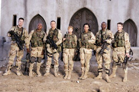 Over There : Over There : Photo - 35 sur 39 - AlloCiné