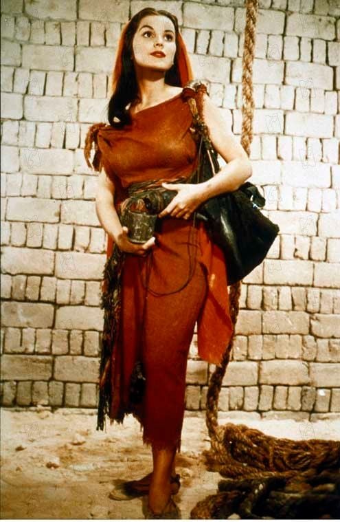 Photo de Debra Paget - Les Dix commandements : Photo Cecil B. DeMille ...