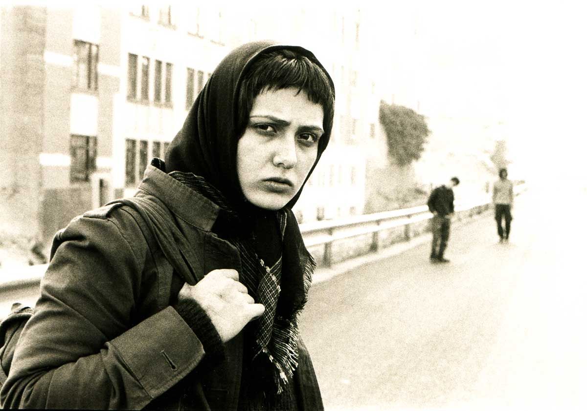 Photo de Rakhshan Bani-Etemad - Mainline : Photo Baran Kosari, Mohsen ...