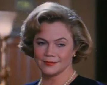 Trailer du film Serial Mom - Serial Mom Bande-annonce VO - AlloCiné