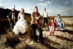 Cast Offs - Série TV 2009 - AlloCiné