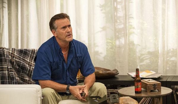 Burn Notice : Burn Notice : Photo Bruce Campbell - 132 sur 298 - AlloCiné