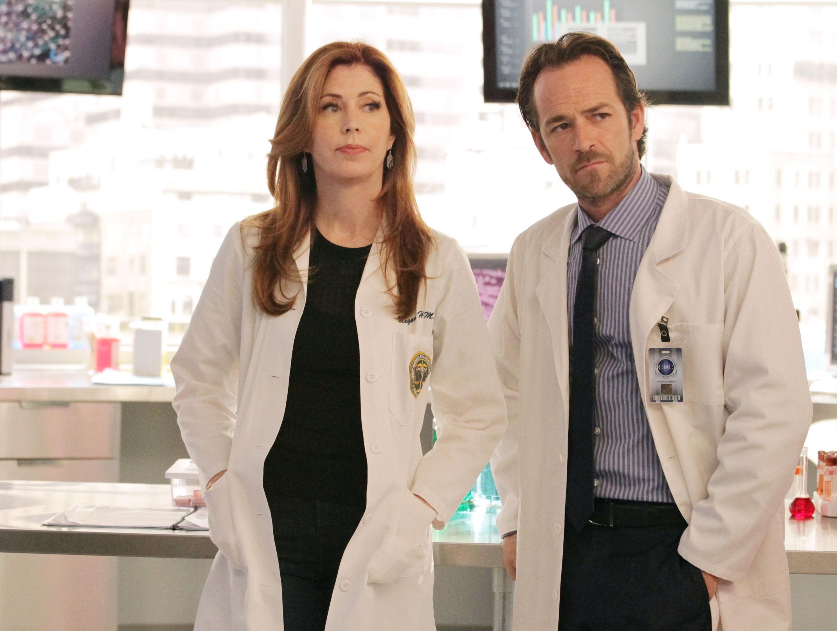 Photo de Luke Perry - Body Of Proof : Photo Luke Perry, Dana Delany ...