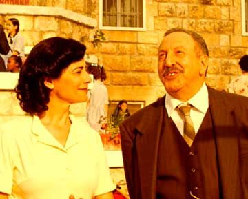 Extrait du film Miral - Miral Extrait vidéo VO - AlloCiné