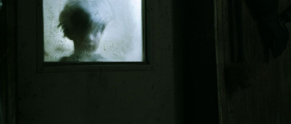 Photo du film Below Zero - Photo 6 sur 12 - AlloCiné