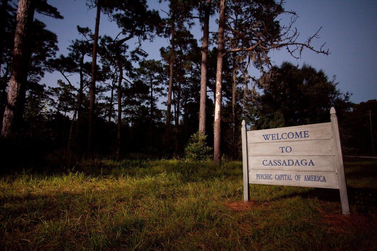 Photo du film Cassadaga - Photo 2 sur 4 - AlloCiné