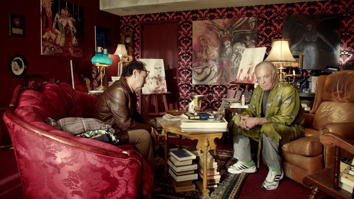 Photo du film Small Apartments - Photo 2 sur 13 - AlloCiné