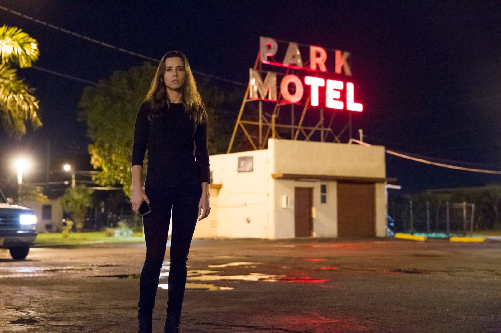Bloodline : Une date pour la saison 2 et les premières photos - AlloCiné