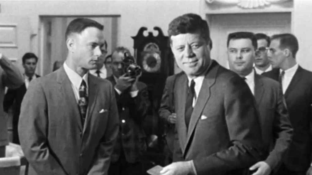 Va-t-on enfin connaître la vérité sur l'assassinat de JFK ? - AlloCiné