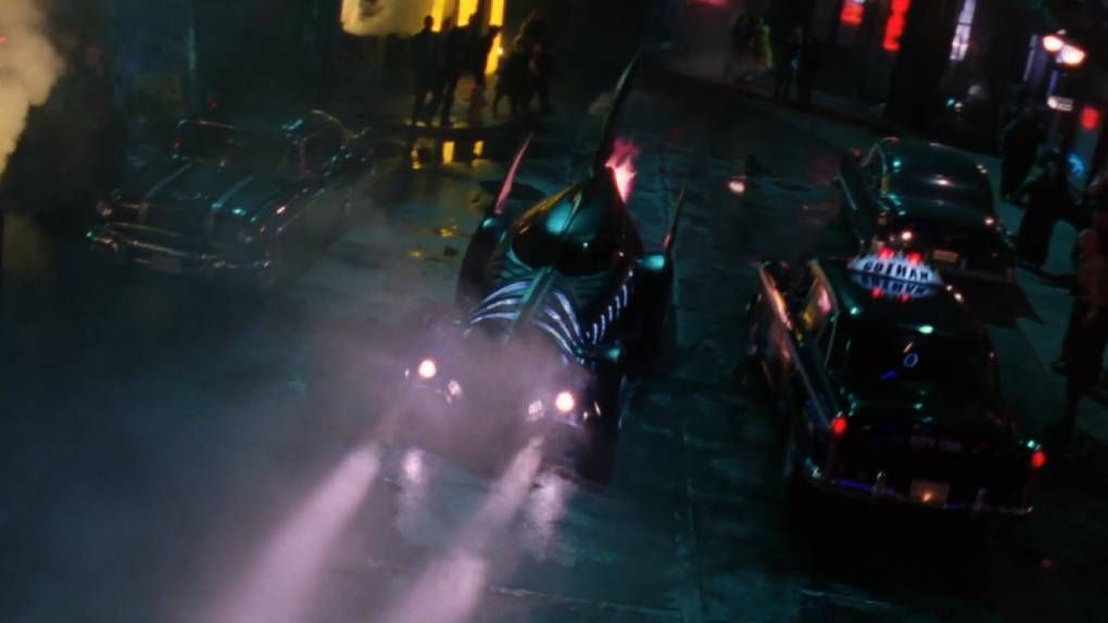 Batmobile : l'évolution de la voiture de Batman ! - AlloCiné