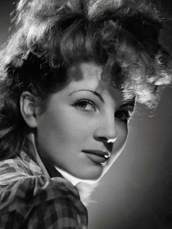 Corinne Calvet : Filmographie - AlloCiné