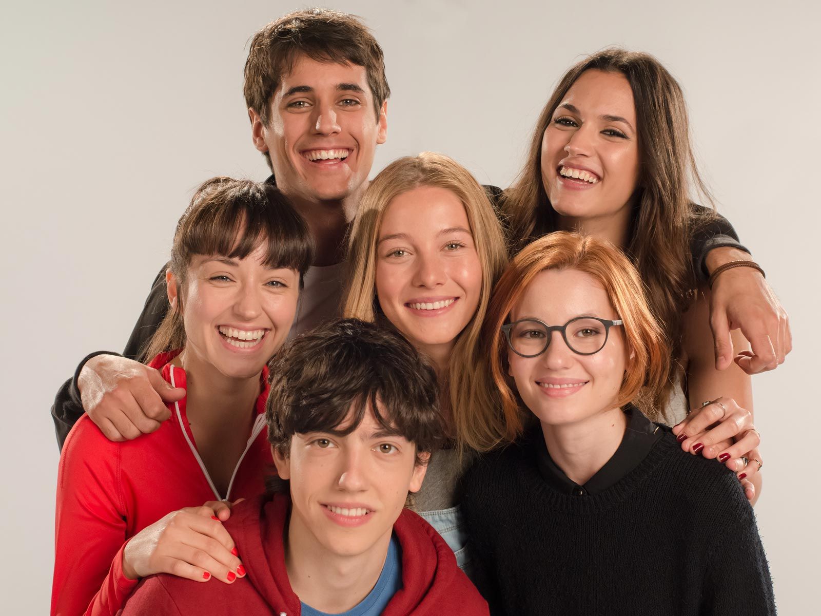 Photo de Ivana Baquero - The Misfits Club : Photo Ivana Baquero ...