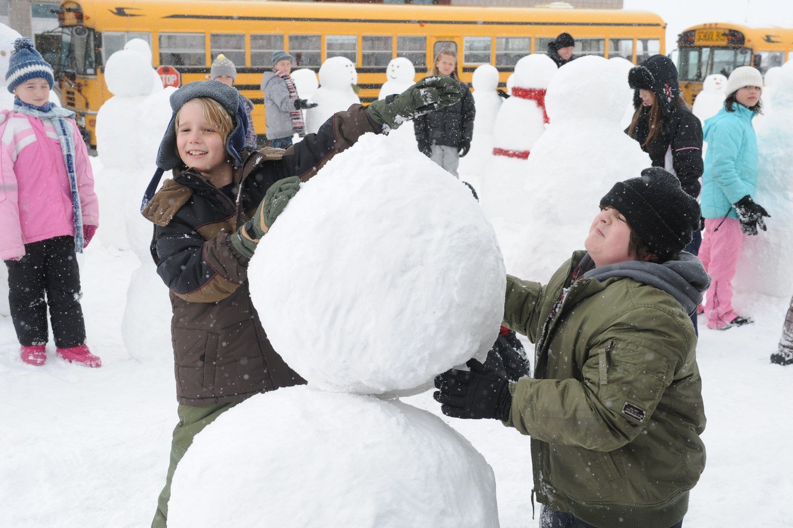 Photo du film Snowmen - Photo 1 sur 9 - AlloCiné