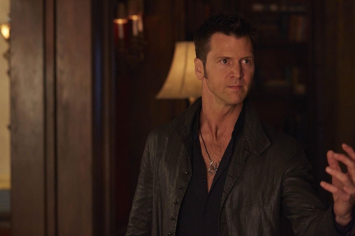 Photo de Steve Lund - Bitten : Photo Steve Lund - Photo 2 sur 22 - AlloCiné