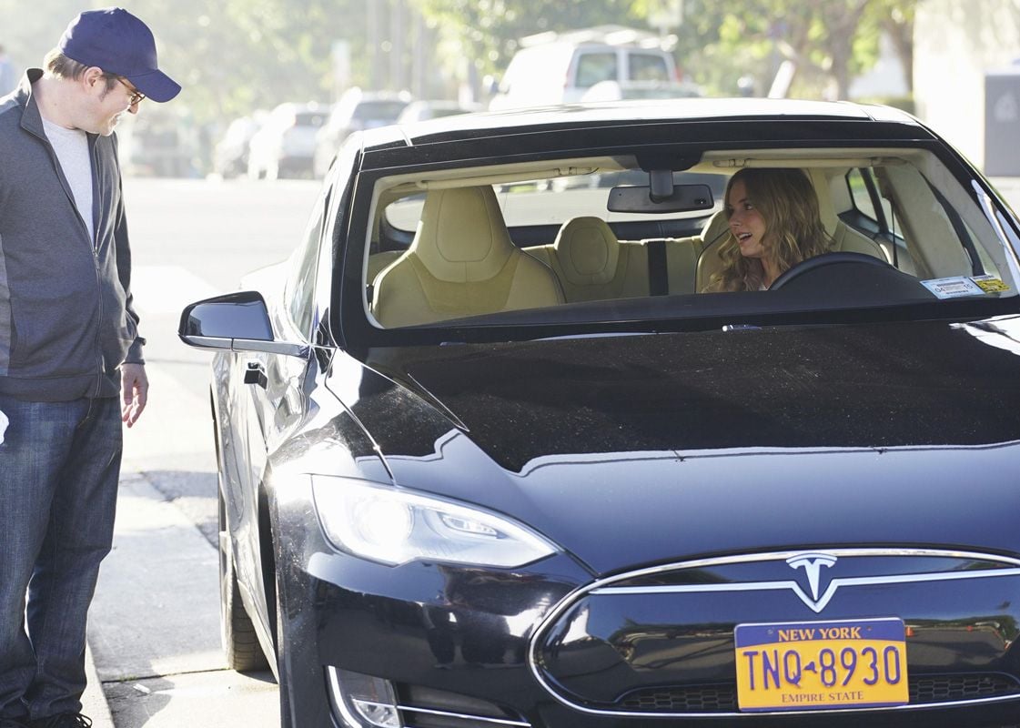 Photo de Emily VanCamp - Revenge : Photo Roger Bart, Emily VanCamp ...