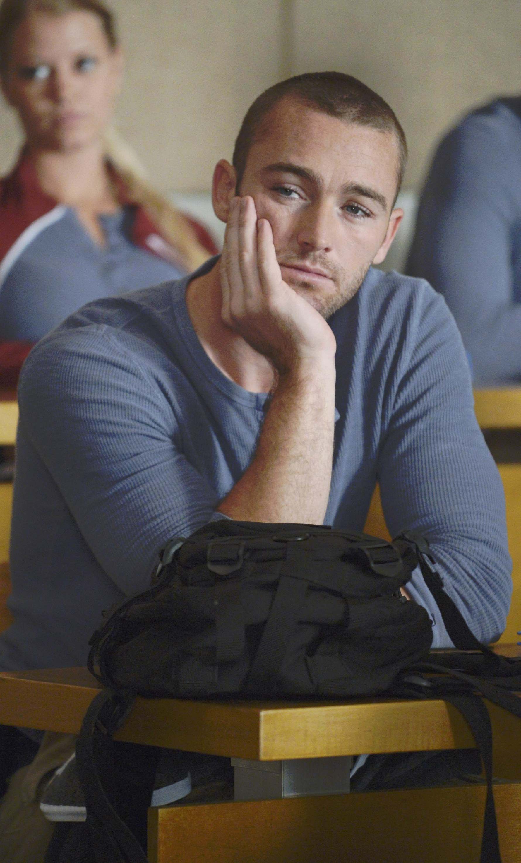 Photo de Jake McLaughlin - Quantico : Photo Jake McLaughlin - Photo 67 ...