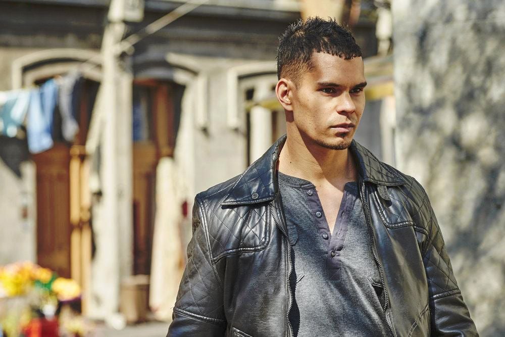 Hunters : Hunters : Photo Mark Coles Smith - 3 sur 60 - AlloCiné