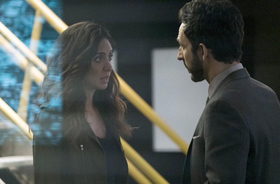 Photo de Amir Arison - Blacklist : Photo Amir Arison, Mozhan Marnò - Photo 46 sur 79 - AlloCiné