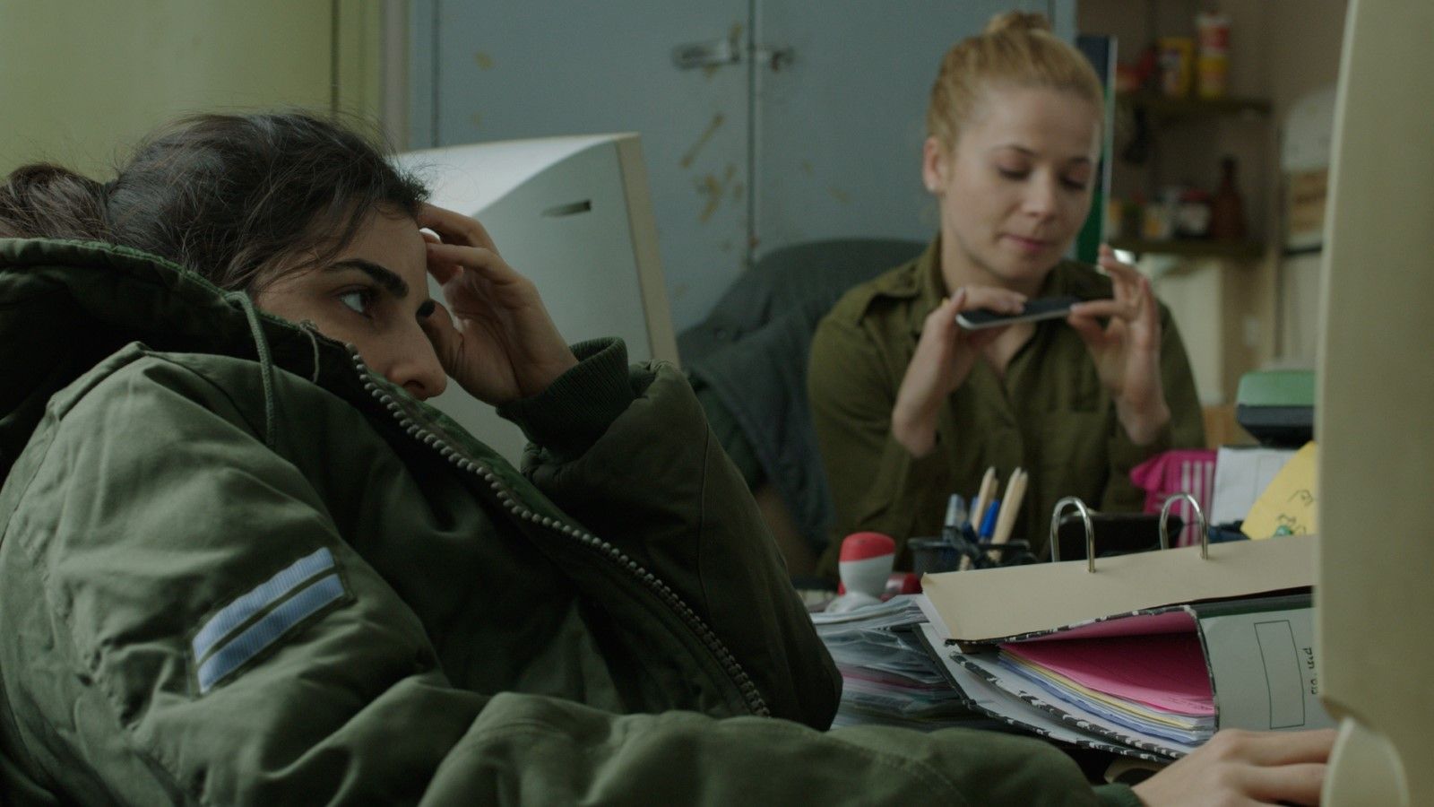 Photo du film Zero Motivation - Photo 1 sur 13 - AlloCiné