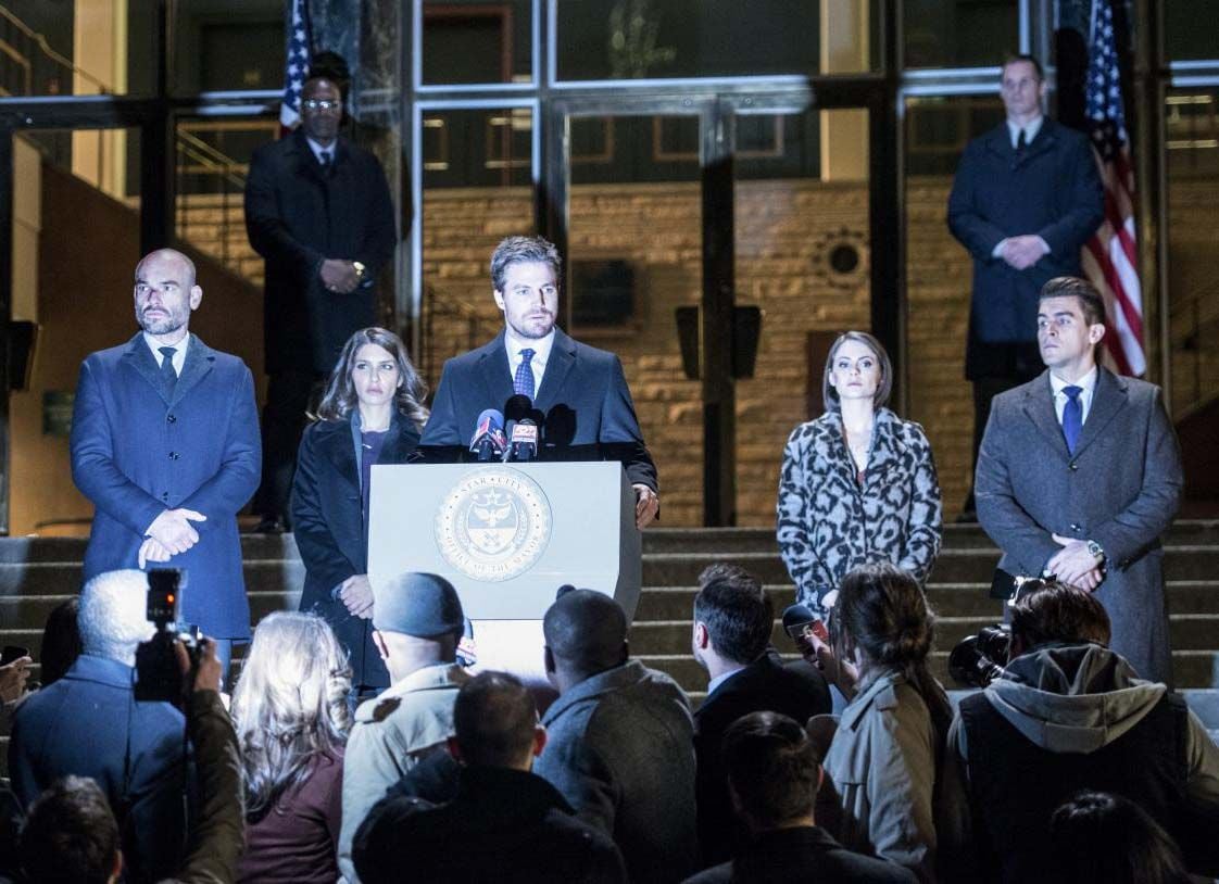 Photo de Josh Segarra - Photo Josh Segarra, Juliana Harkavy, Paul ...