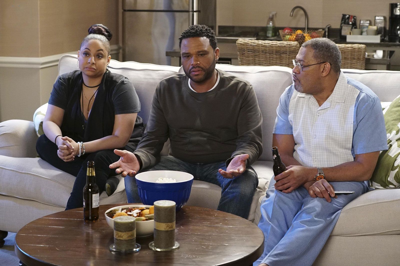 Black-ish : Black-ish : Photo Raven-Symoné, Anthony Anderson, Laurence ...