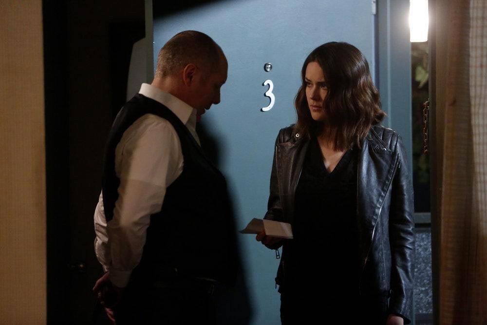 Photo de Megan Boone - Blacklist : Photo James Spader, Megan Boone - Photo 101 sur 267 - AlloCiné