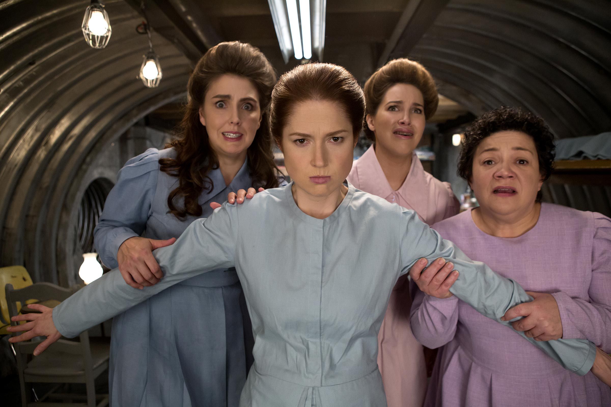 Unbreakable Kimmy Schmidt : Photo Ellie Kemper, Lauren Adams, Sara ...