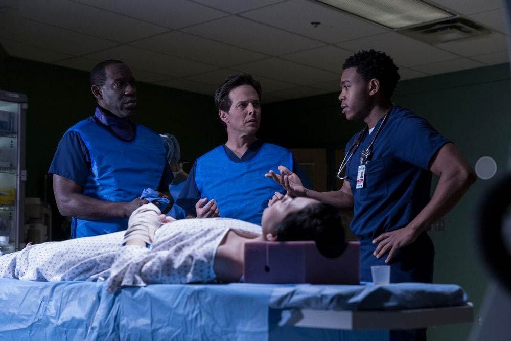 Night Shift : Night Shift : Photo Scott Wolf, Robert Bailey Jr., Kelli ...