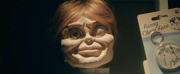 Photo du film The Curse Of Robert The Doll - Photo 11 sur 15 - AlloCiné