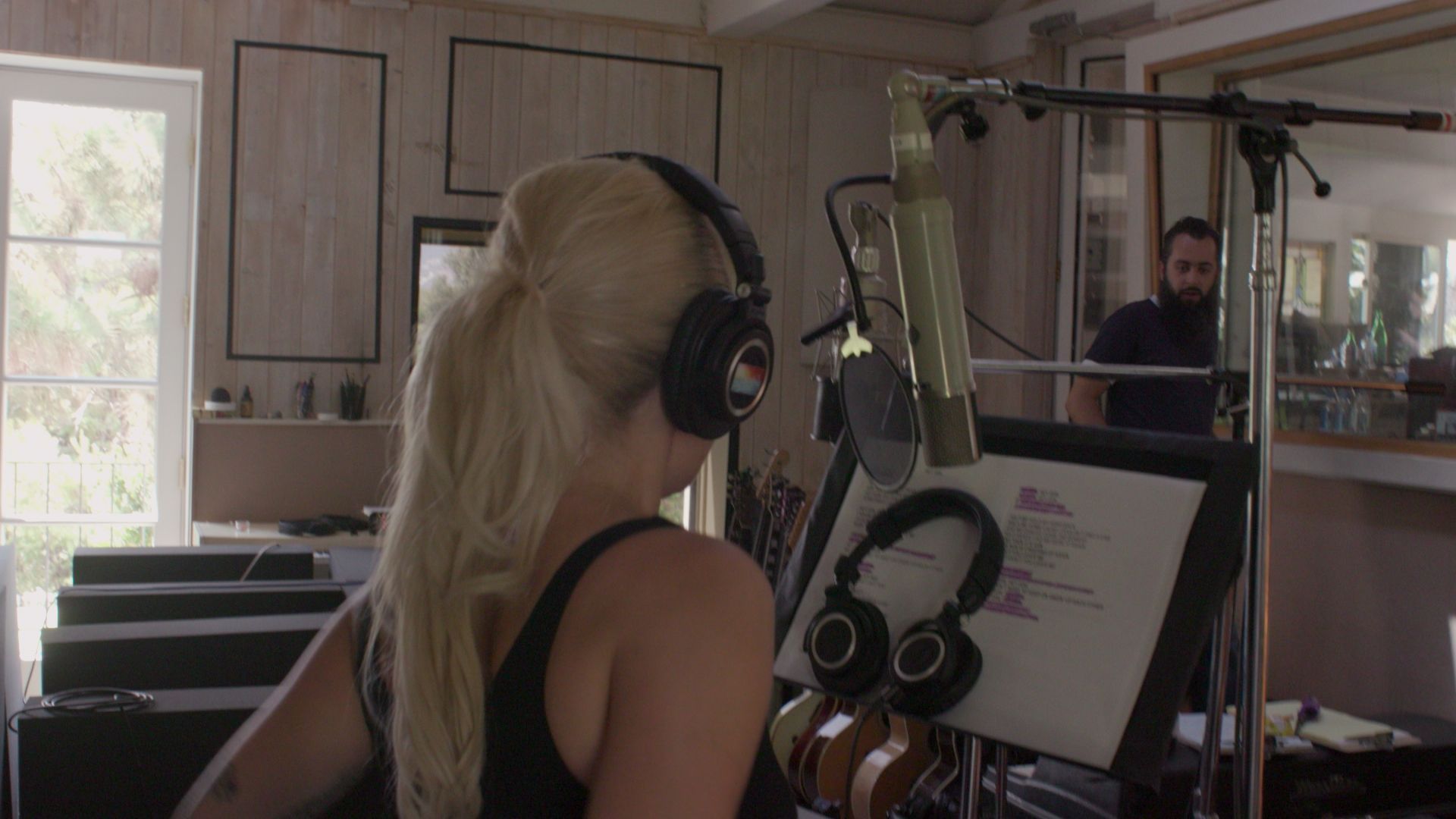 Photo de Lady Gaga - Gaga: Five Foot Two : Photo Lady Gaga - Photo 48 ...