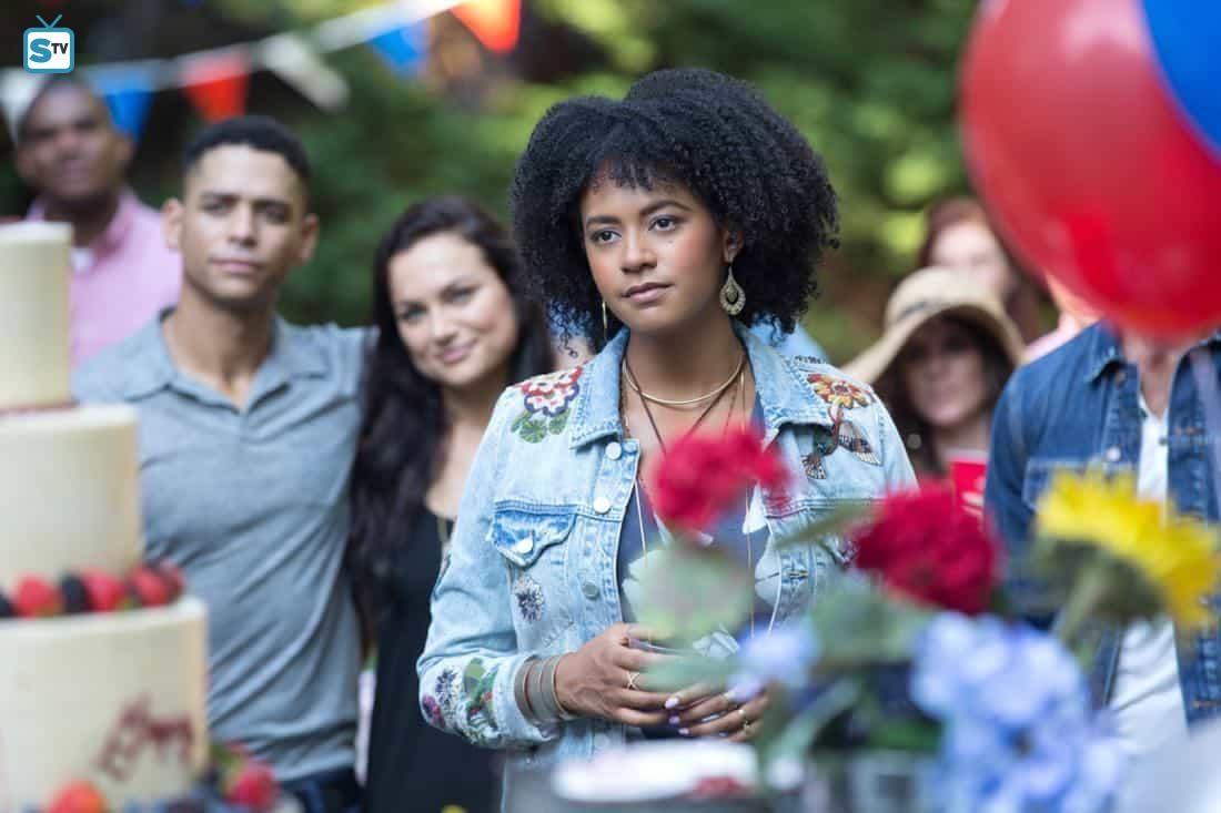 Photo de Christina Ochoa - Photo Charlie Barnett, Christina Ochoa ...