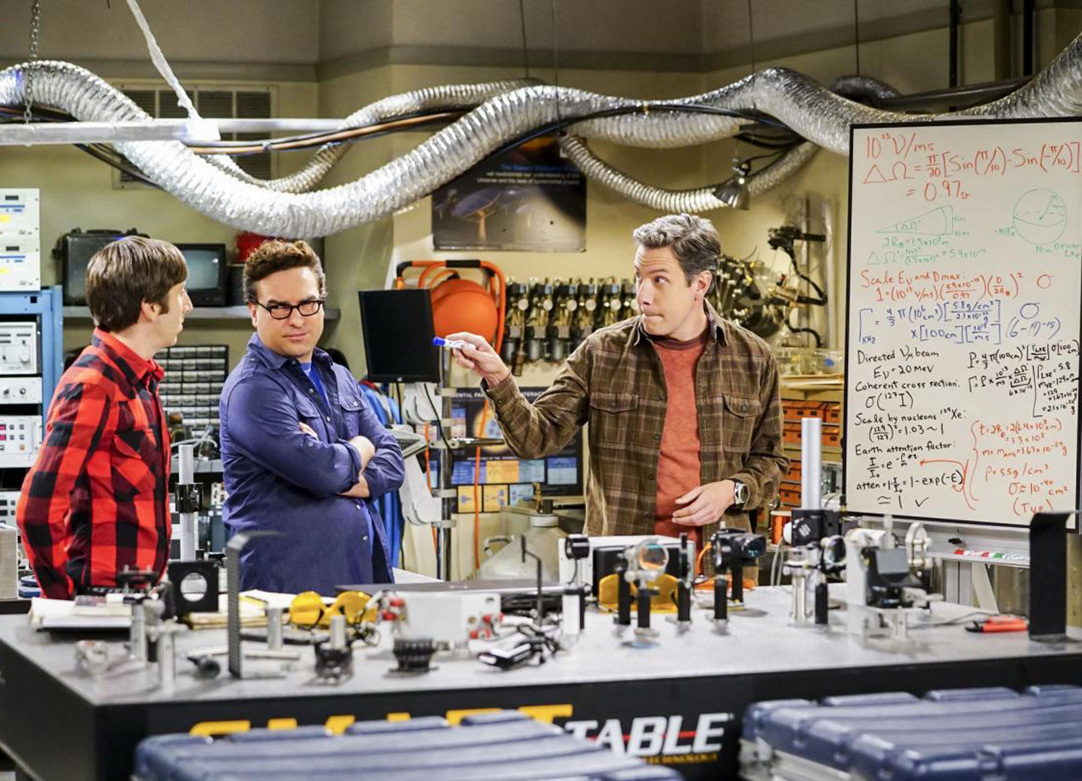 The Big Bang Theory : The Big Bang Theory : Photo Simon Helberg, John ...