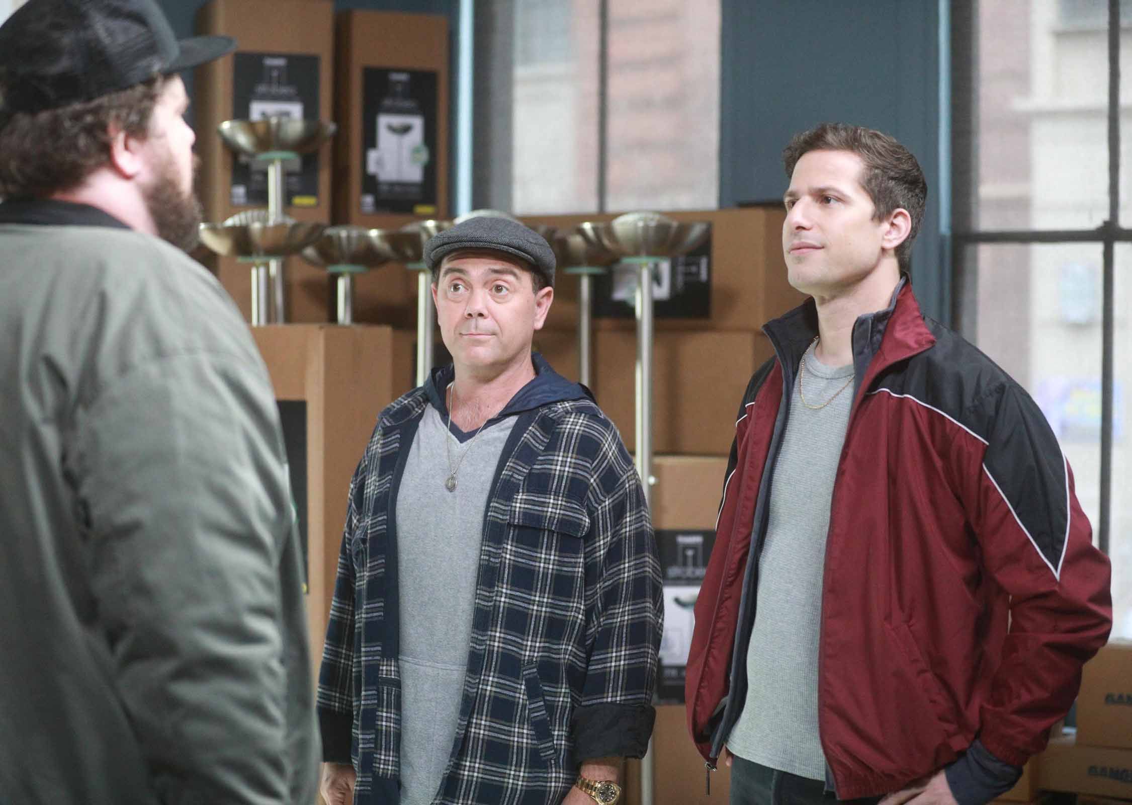 Photo de Joe Lo Truglio - Brooklyn Nine-Nine : Photo Andy Samberg, Joe ...