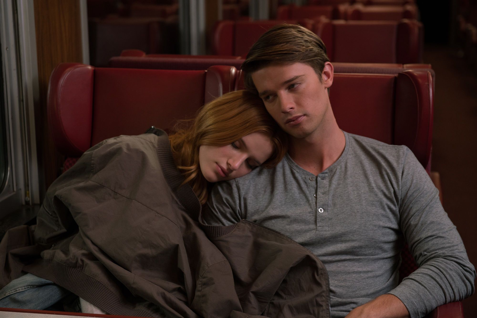 Photo de Patrick Schwarzenegger - Midnight Sun : Photo Bella Thorne ...