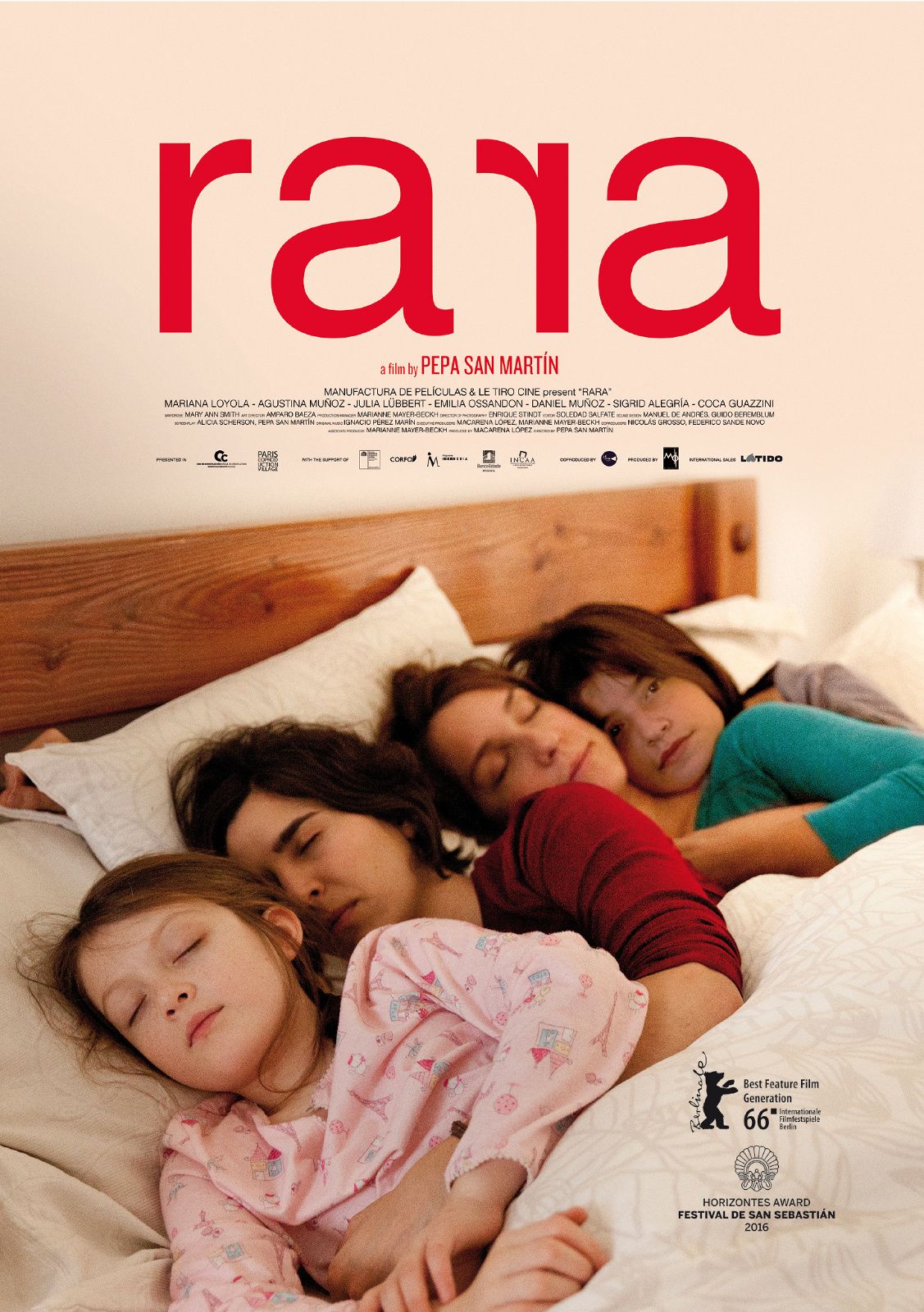 Affiche du film Rara﻿ - Photo 3 sur 8 - AlloCiné