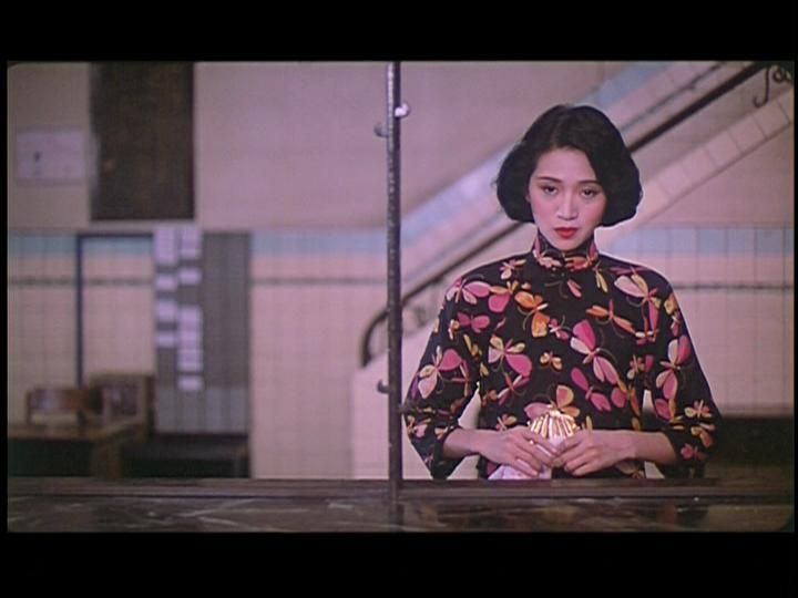 Photo du film Rouge - Photo 4 sur 5 - AlloCiné