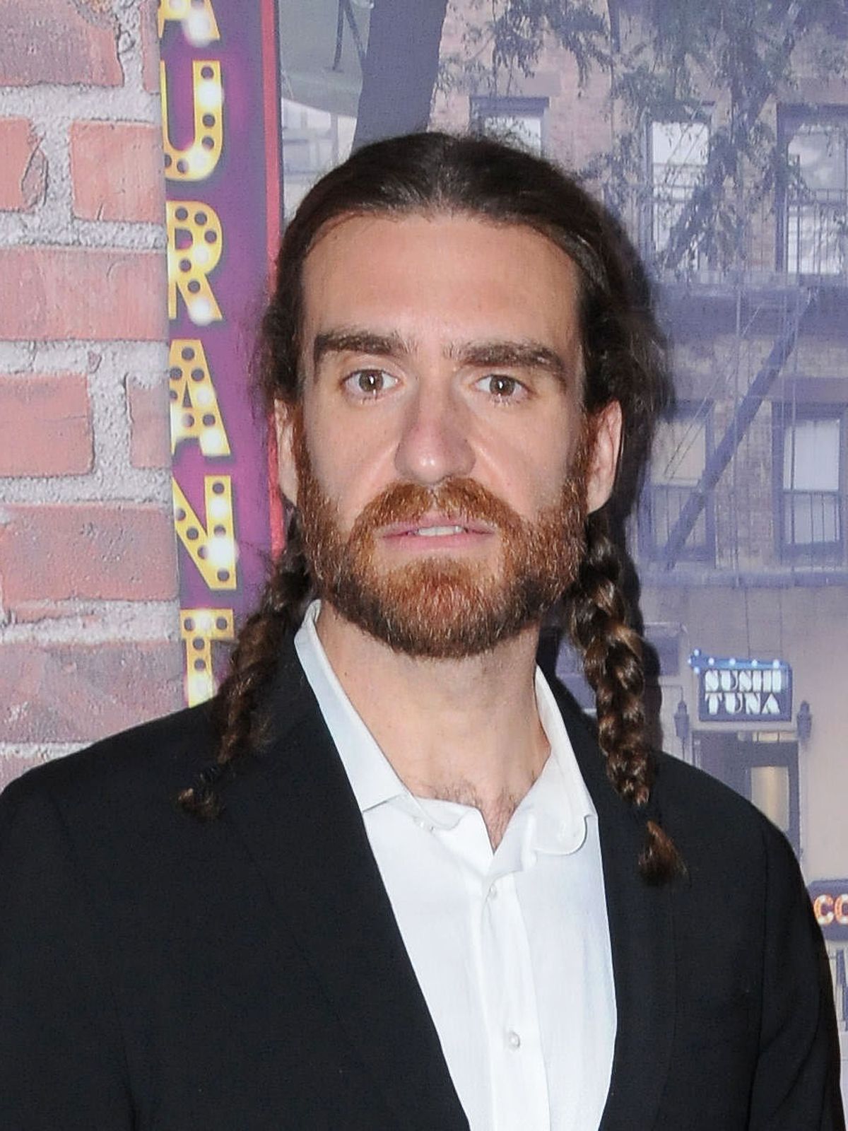 George Basil - AlloCiné